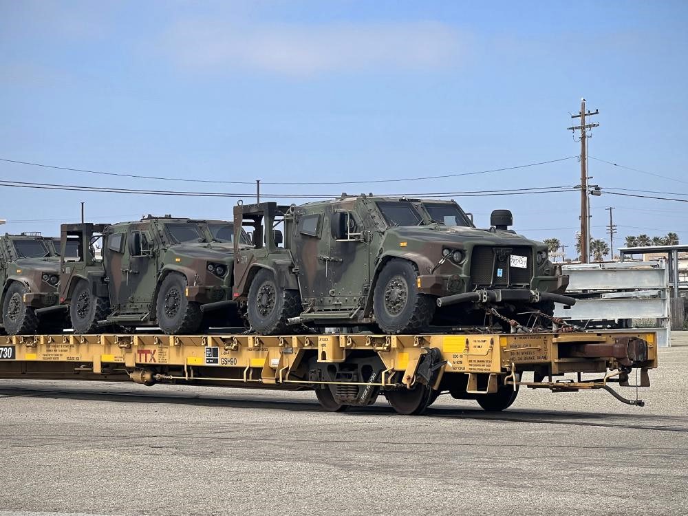 WarWheels.Net- M1278/M1279/M1280/M1281 Joint Light Tactical Vehicle (JLTV) / Light Combat ...